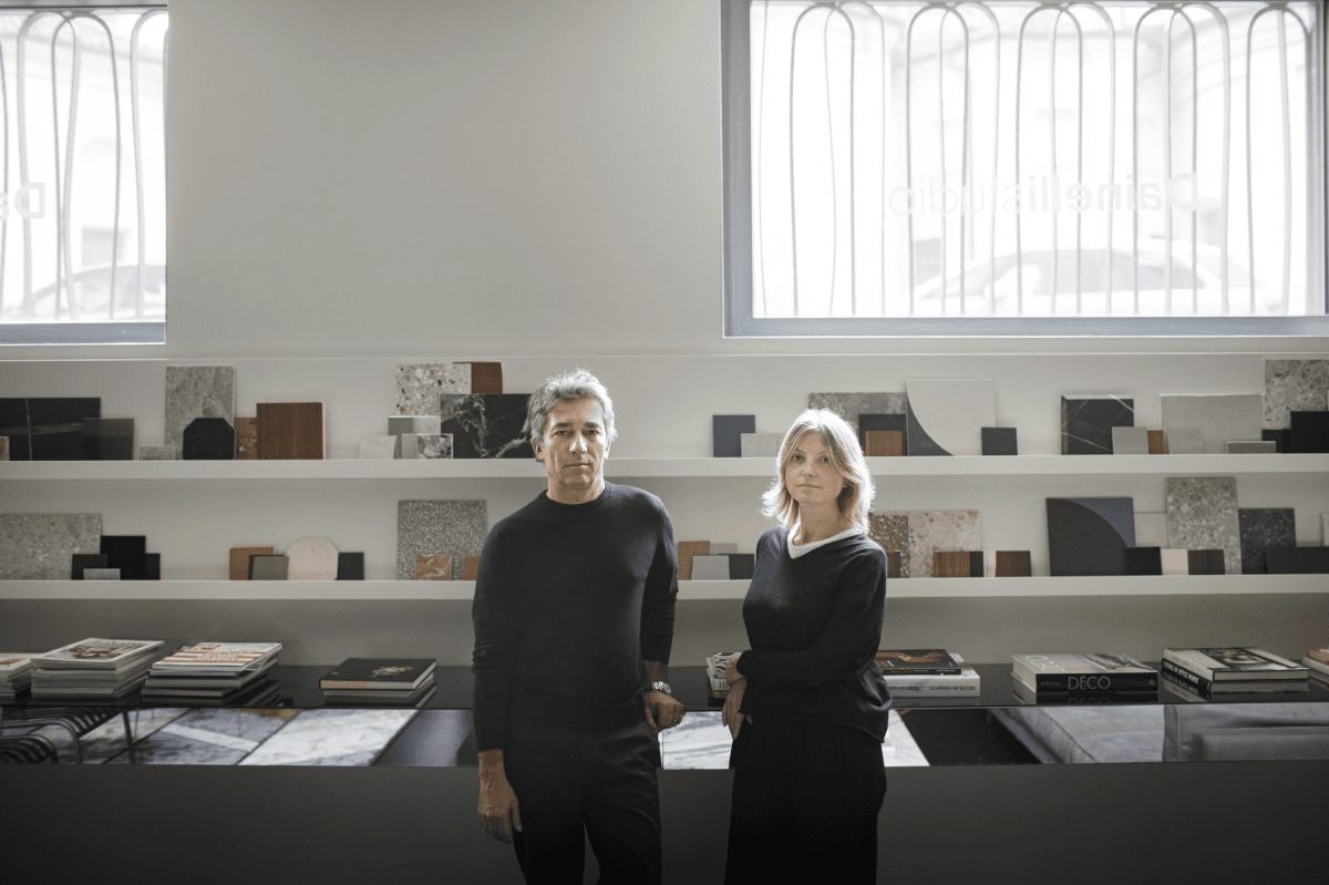 Dainelli Studio takes its Milanese office to the dark side - OnOffice ...