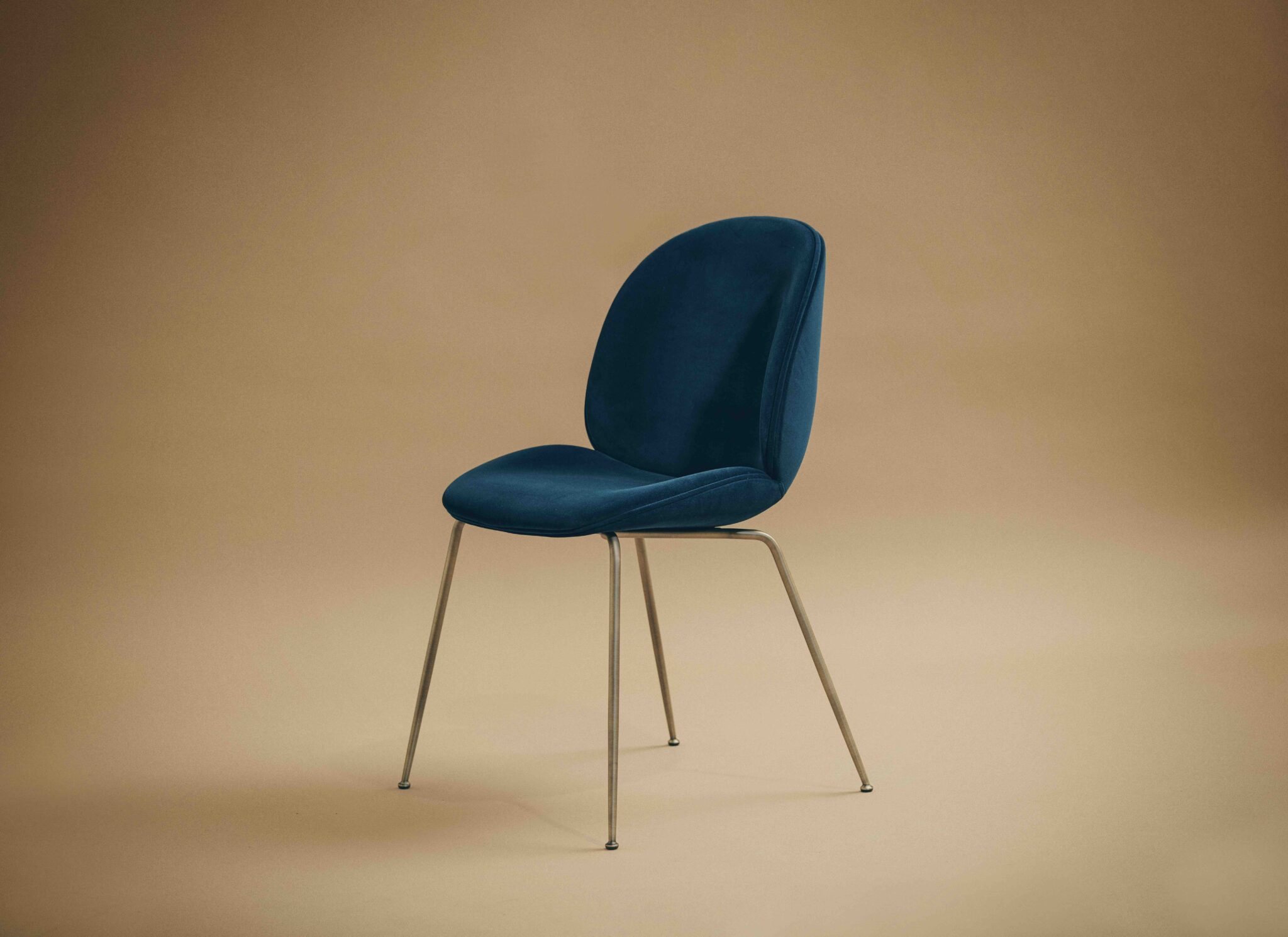 Design Classics: Gubi celebrates the making of the Beetle chair ...