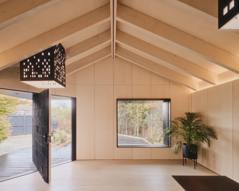 Architect HyperSpace create an outdoor studio for their client designed ...