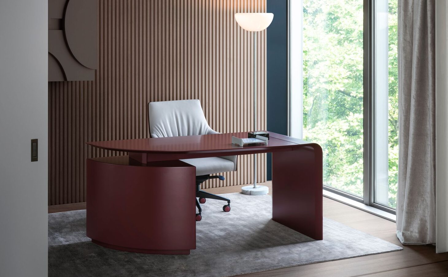 4 statement desks to elevate your home office - OnOffice | Design at Work