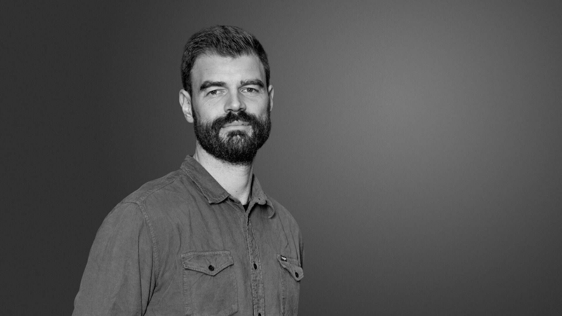 Bolia reveals a new desk design for compact home workspaces - OnOffice ...