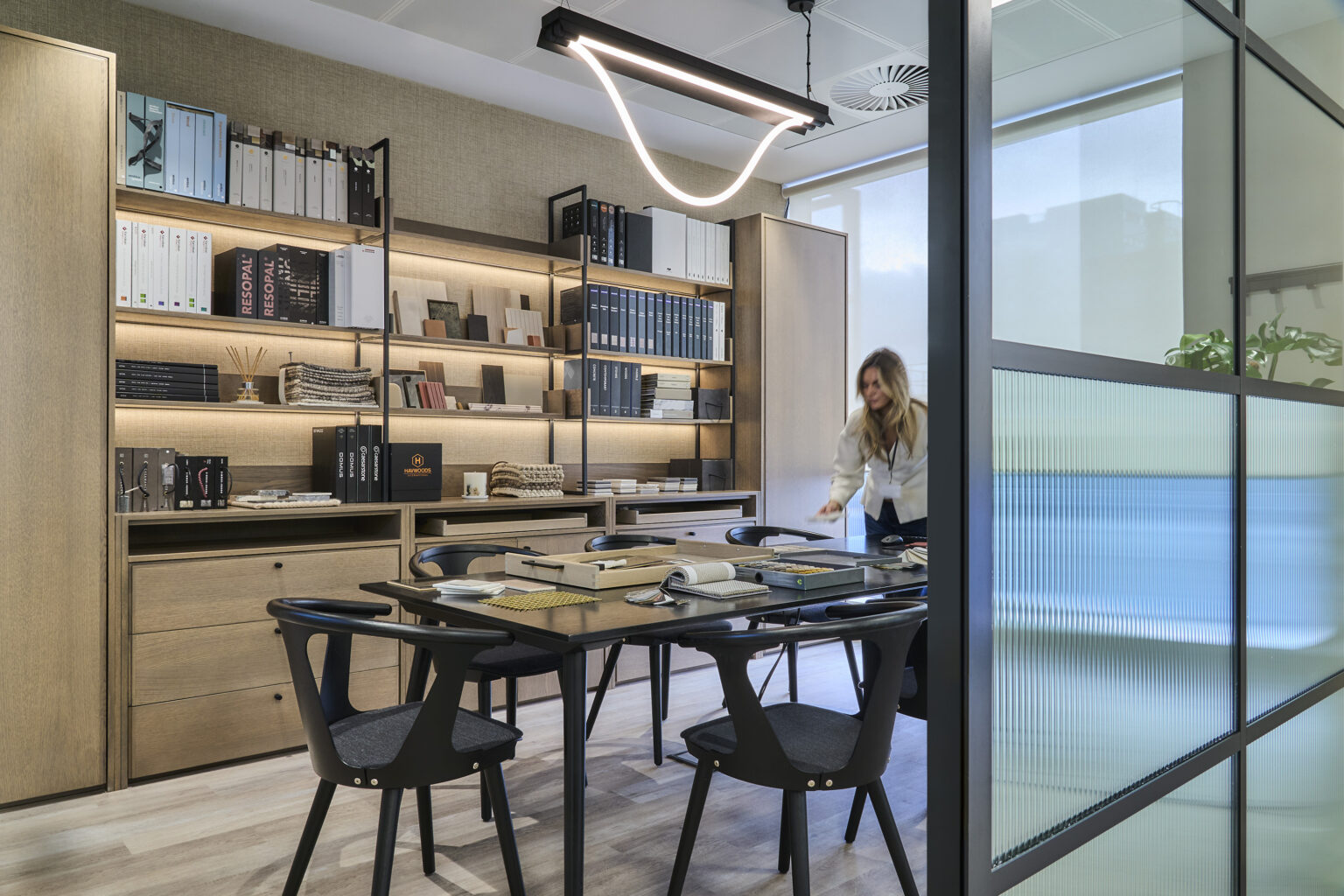 Inside LinkedIn’s London headquarters - OnOffice | Design at Work